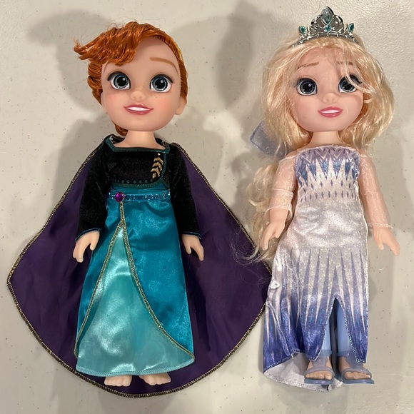 Disney | Toys | Anna Elsa 4 Inch Dolls | Poshmark